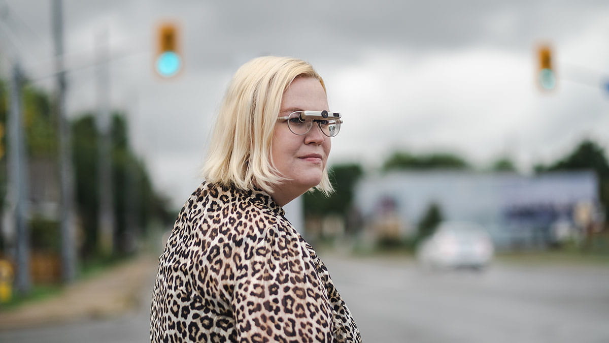 A profile in courage: Alumna helps others despite vision loss | Equity ...